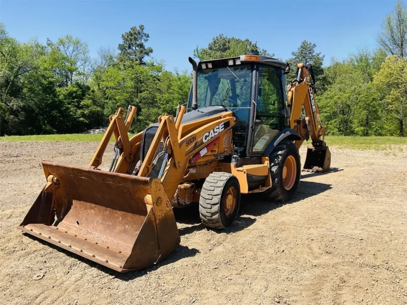 2011 CASE 580N – T M M